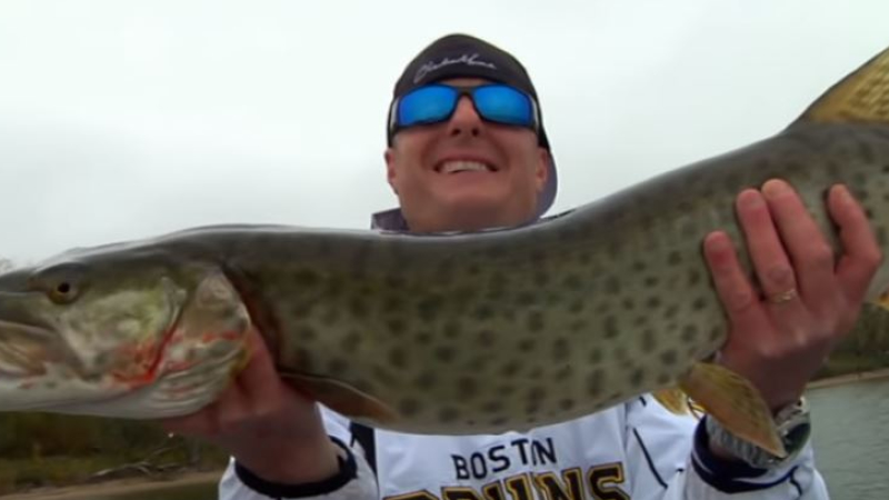 Charlie Moore's 250th Episode To Premiere Sunday On NESN - NESN.com