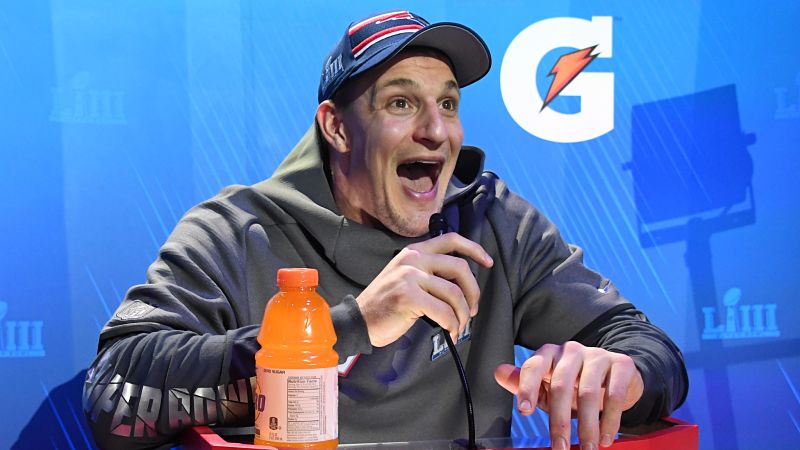 Ex-Patriot Rob Gronkowski Makes Acting Debut At Billboard Music Awards ...