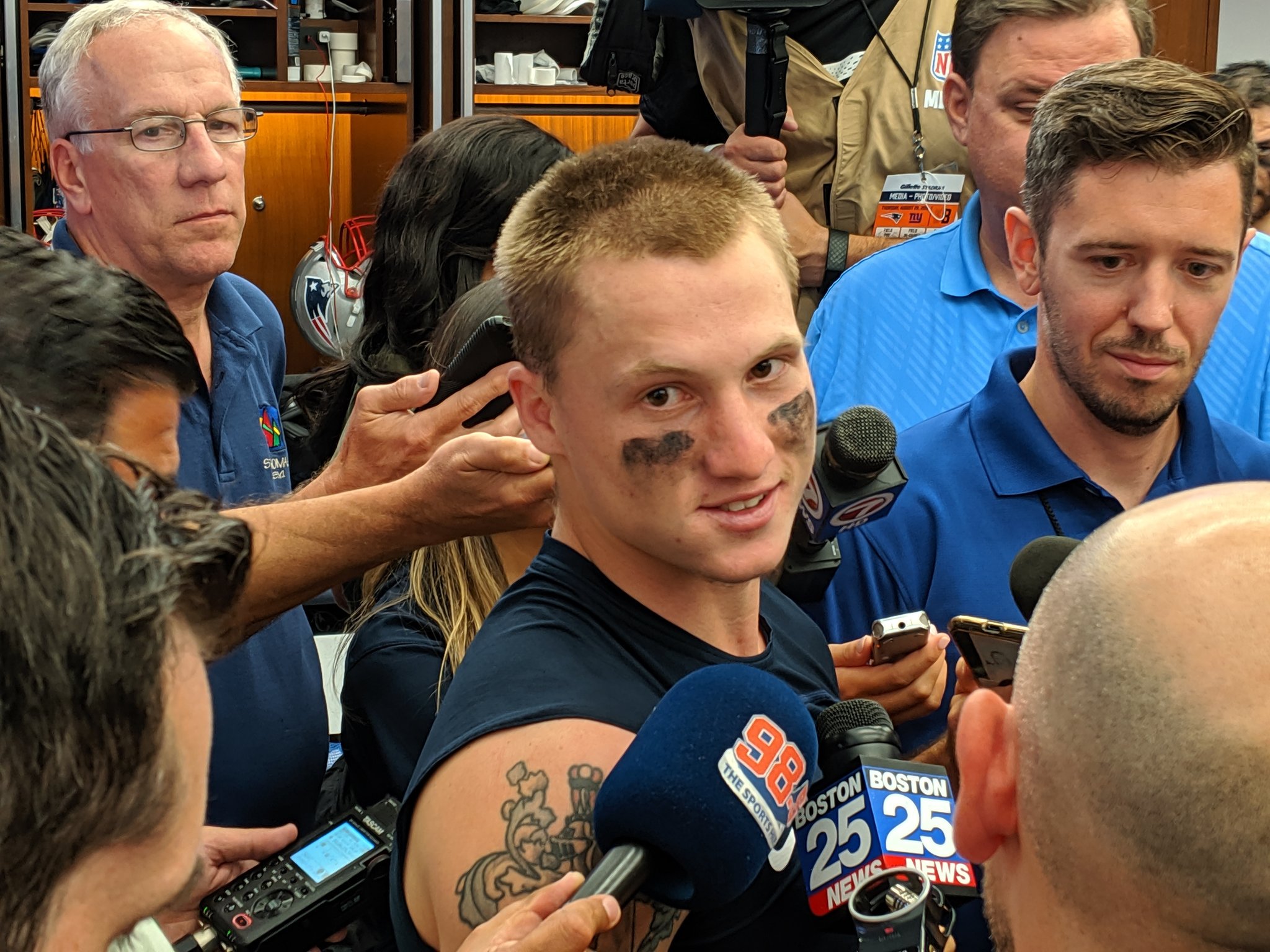 Patriots' Gunner Olszewski Looks Insanely Young In Locker Room Photo ...