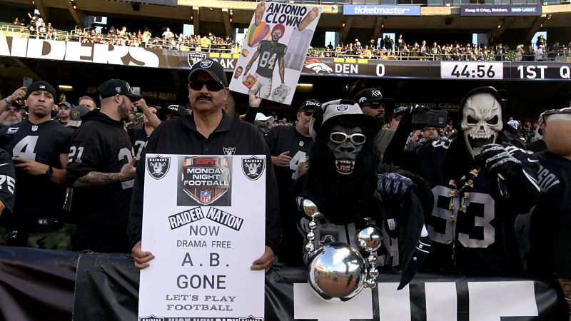 Raiders Fans Unleash Raucous Antonio Brown-Inspired Chant During Season ...