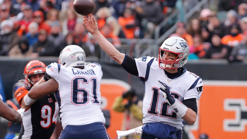 Tom Brady Set NFL Record In Patriots Vs. Bengals, Passed Peyton Manning ...