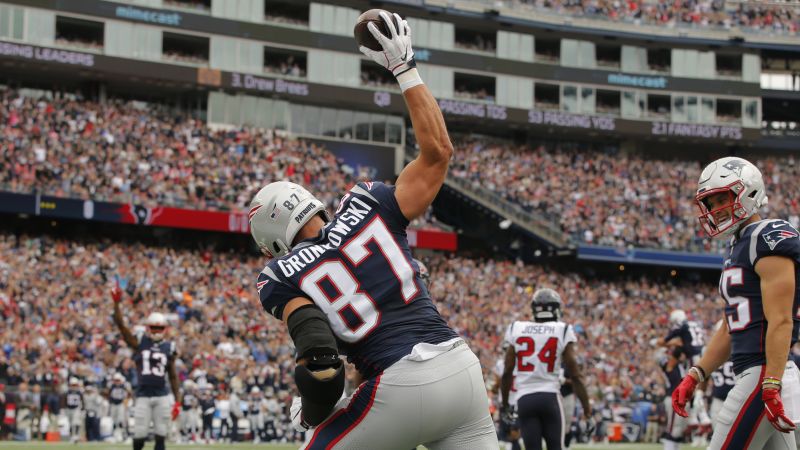 Gronk Moment No. 2: Rob Gronkowski's Next-Level 'Spike' Celebrations ...