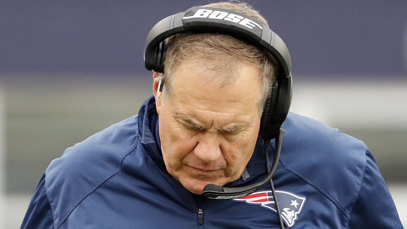 Here's Photo Of Socially Distanced Bill Belichick Wearing Mask At ...