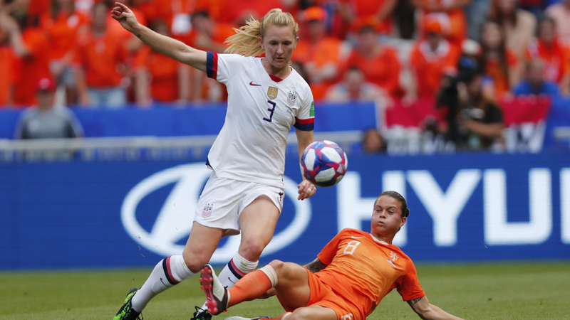 USWNT Midfielder, Mass. Native Sam Mewis Signs With Manchester City ...