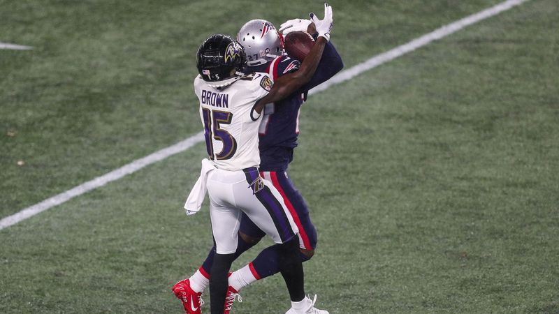 J.C. Jackson Sets Patriots Record With Sixth Interception Of Season Vs ...