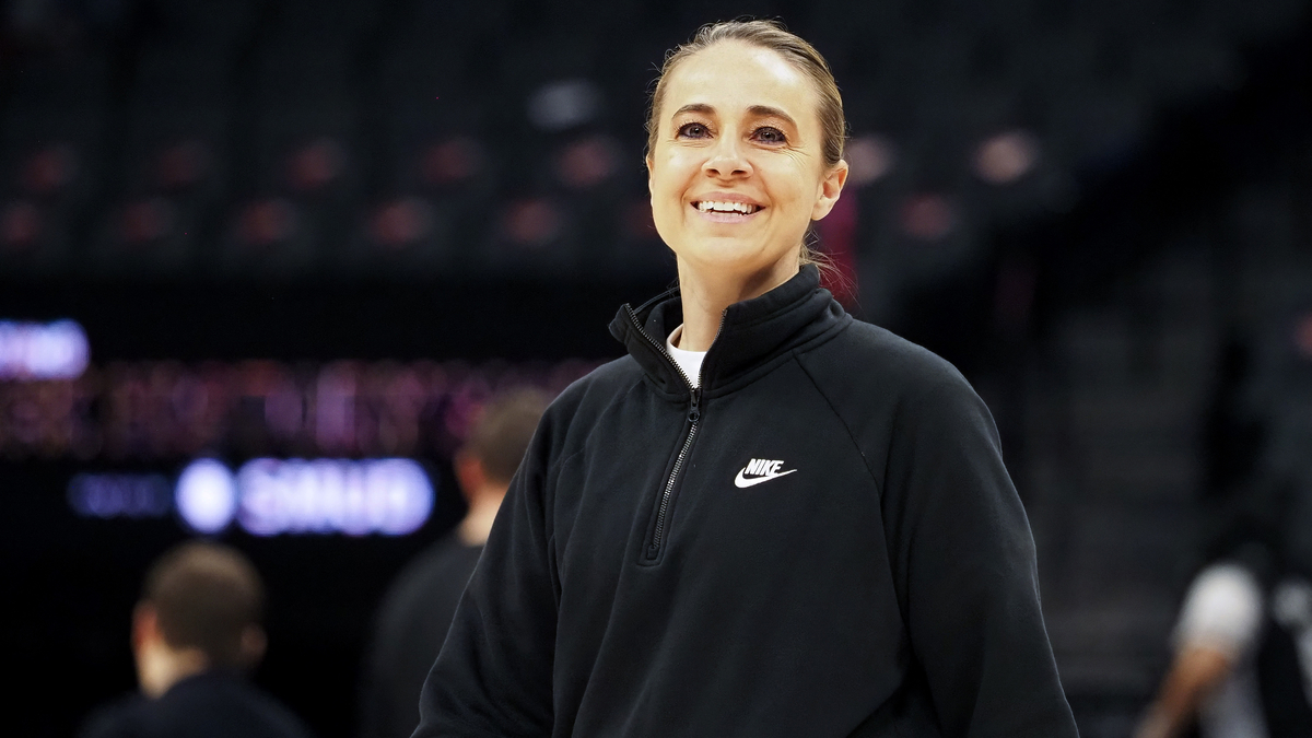 Becky Hammon Makes History As First Woman To Serve As NBA Head Coach ...
