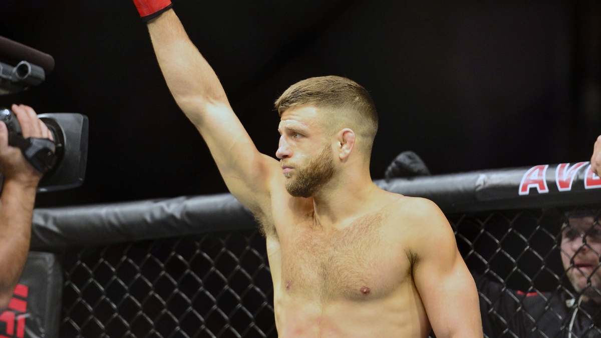UFC's Charles Rosa Lauds Calvin Kattar, Rob Font, 'New England Cartel'