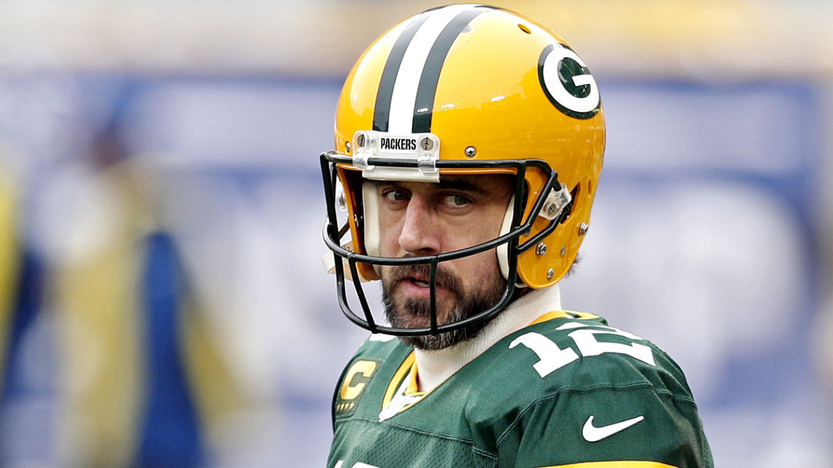 Wait Did Aaron Rodgers Announce His Engagement To Shailene Woodley ...