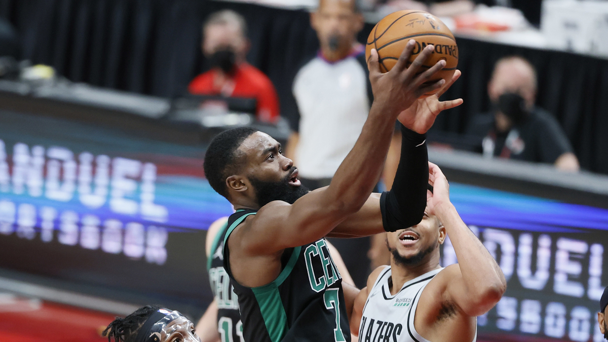 Doug McDermott Lives Up To 'McBuckets' Moniker In Celtics Workout ...