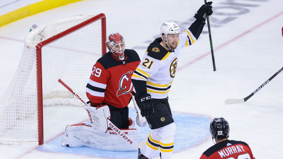 Bruins Winger Nick Ritchie Earns NESN's 7th Player Award For 2021