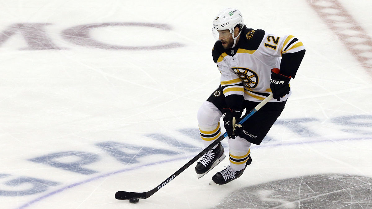 Craig Smith Expected To Return As Bruins Face Islanders In Game 3