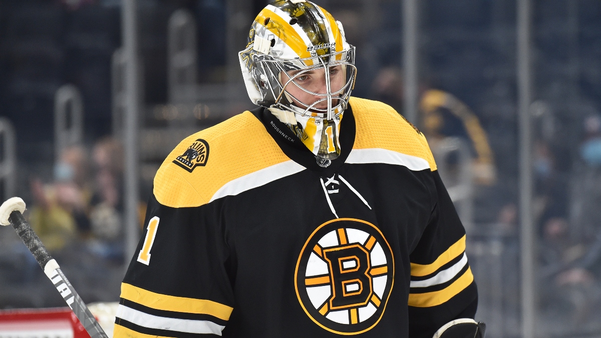 Bruins' Jeremy Swayman Reveals Key Takeaway From Debut NHL Season