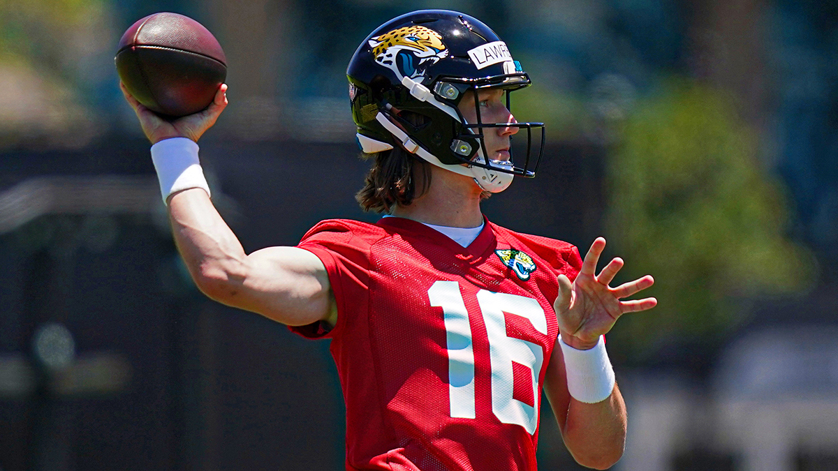 Trevor Lawrence Makes It Official With Rookie Contract Worth $36.8M