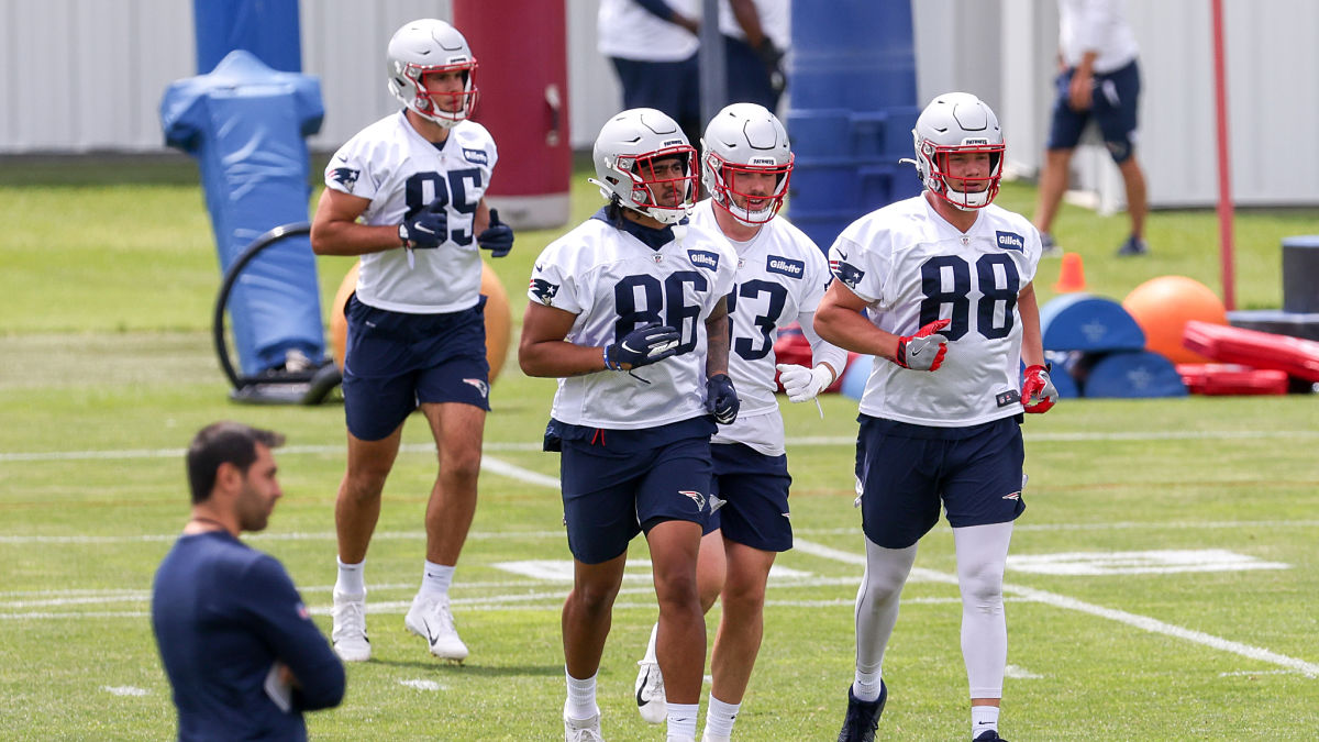 Patriots Fall 18th In ESPN Roster Rankings; Tight Ends, Corners In Top 5
