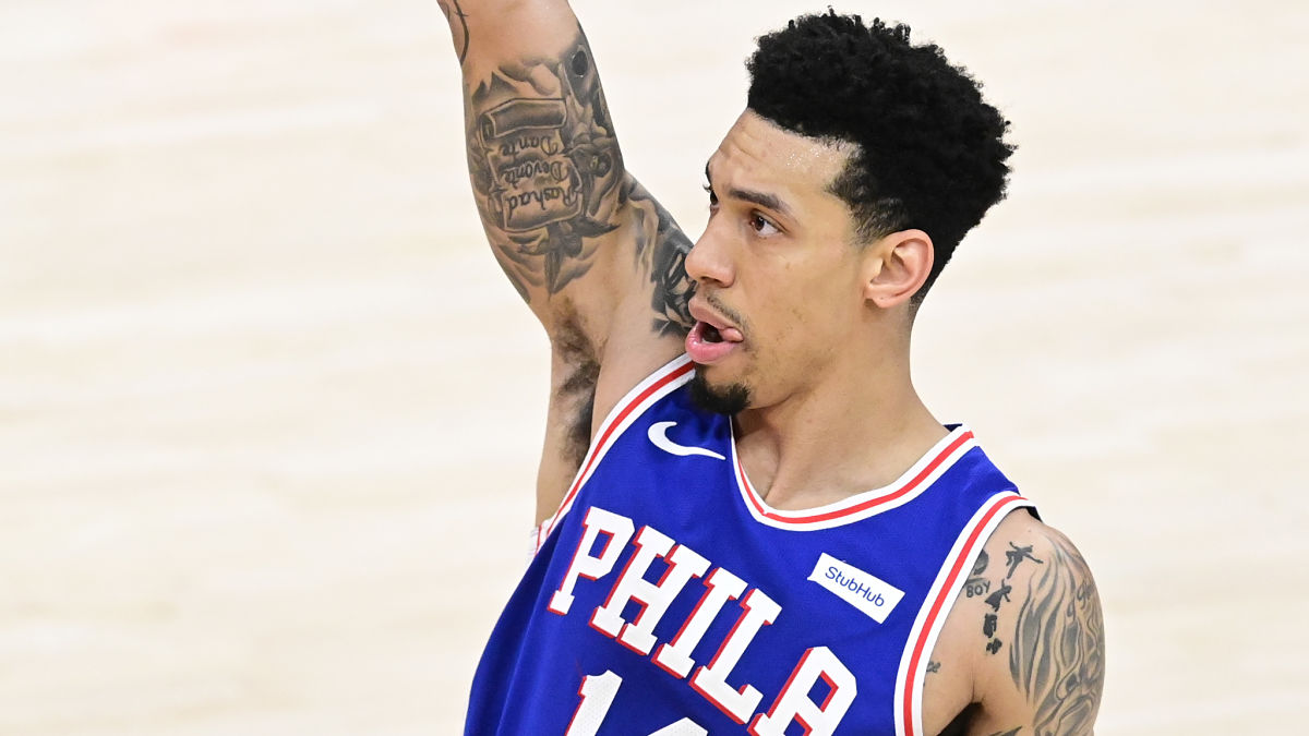 Celtics Reportedly Among Teams Interested In Free Agent Danny Green