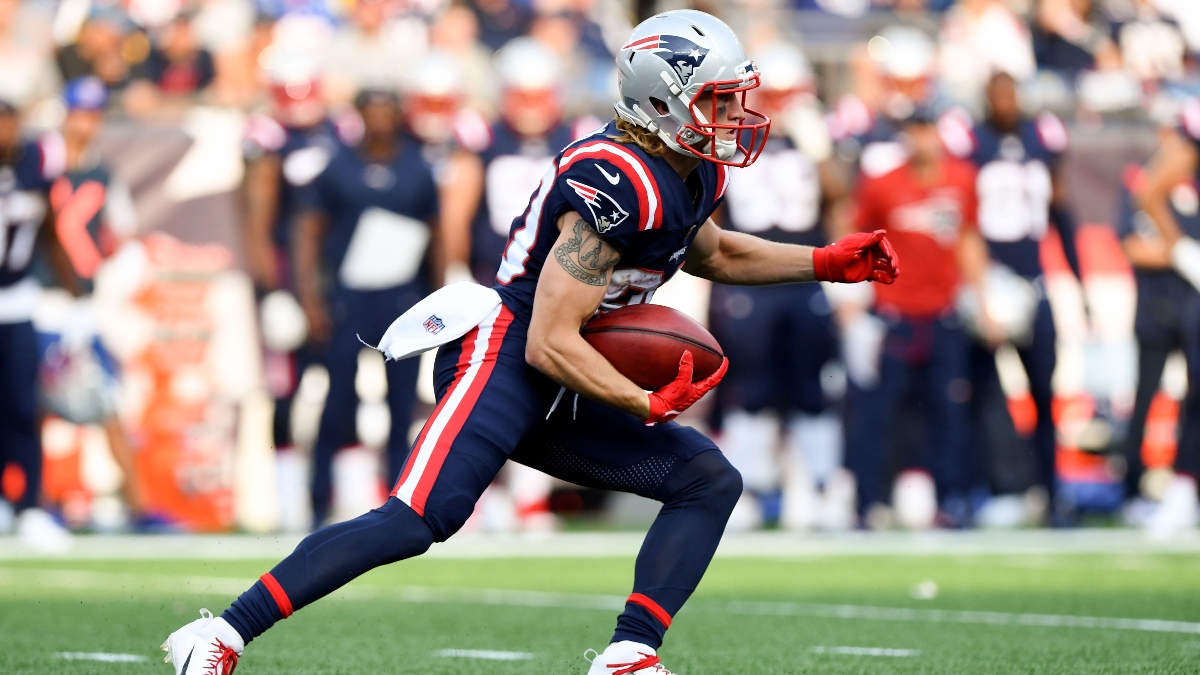 Here's Who NFL Writer Believes Is Patriots' Best Potential Two-Way Player