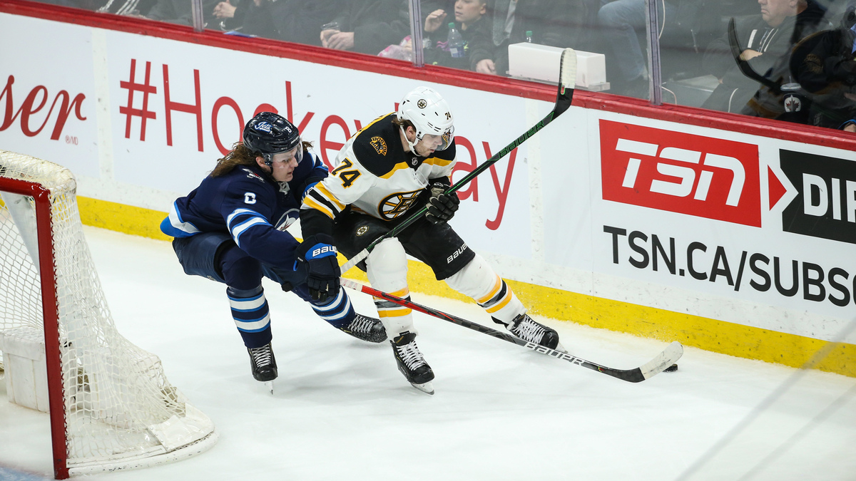 Berkshire Bank Faceoff: Patrice Bergeron's Line Looks To Stay Hot For ...