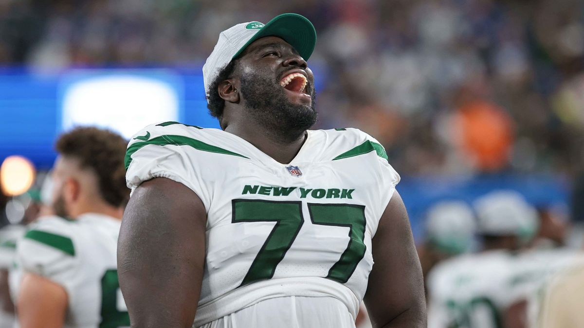 Mark Sanchez Now Sporting Fu Manchu Mustache in Addition to Headband ...