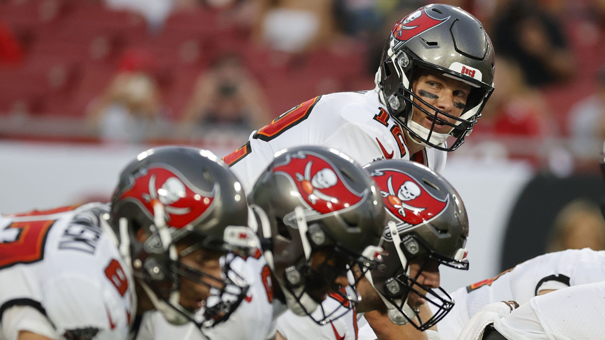 Tuukka Rask Cements Status As Vezina Favorite With 49-Save Effort ...