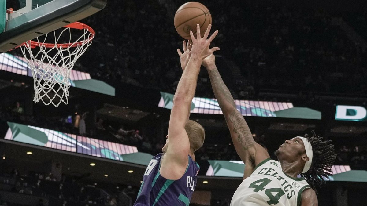 Celtics' Robert Williams III Leads NBA In This Stat Early Season