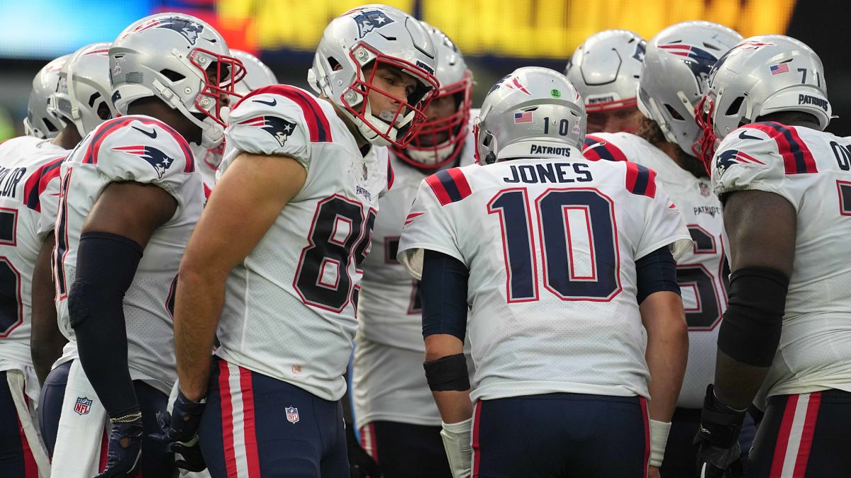 Patriots Midseason Report Card: Evaluating Each Pats Position Group