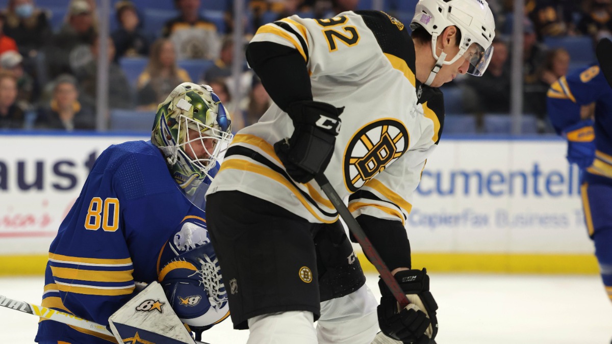 Bruins' Tomas Nosek Has 'Exceeded' Expectations, Improved Bottom Six