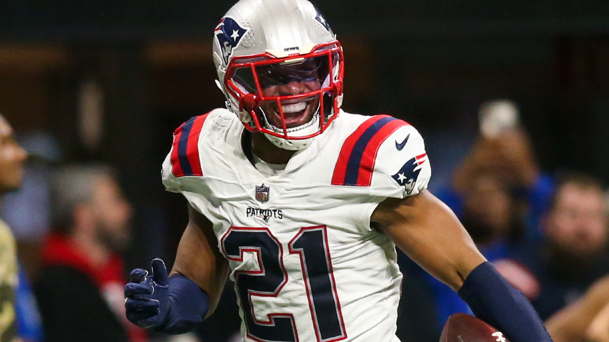 Patriots, Adrian Phillips Reportedly Agree To Three-Year Extension