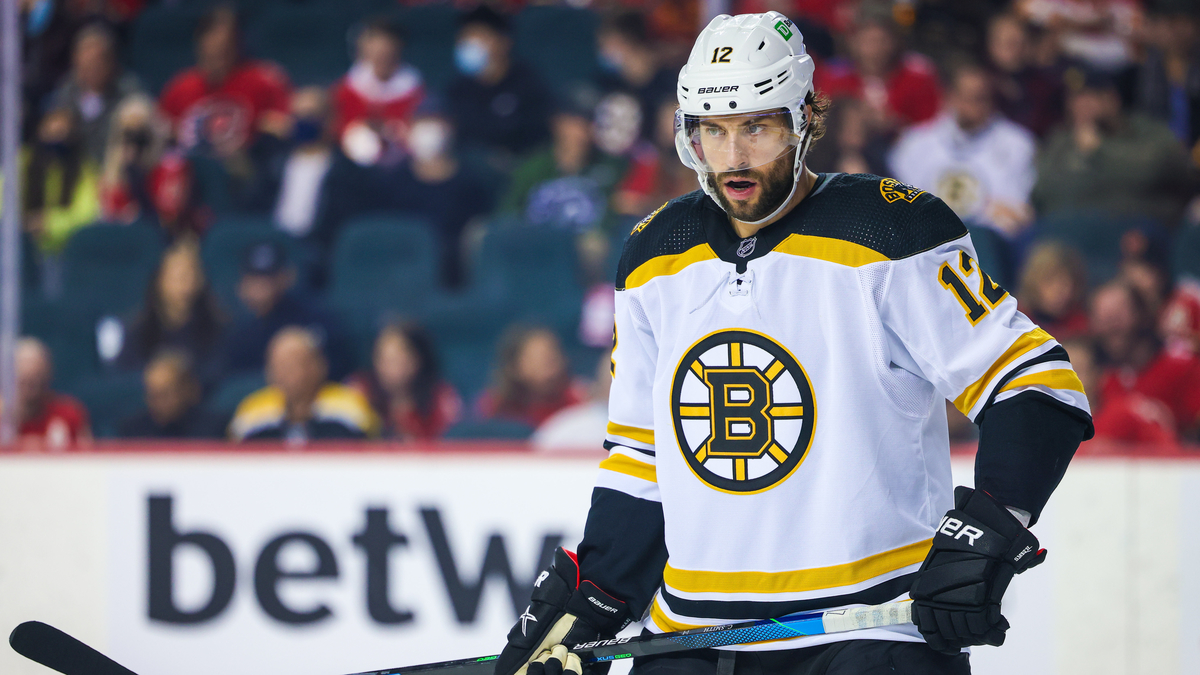 Watch Craig Smith Tie Game For Bruins With Greasy Goal Vs. Sabres