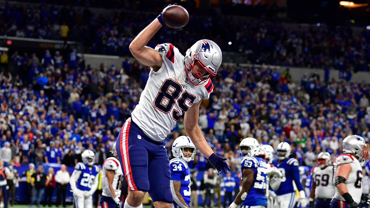Why Hunter Henry Is Having So Much Fun In First Season With Patriots