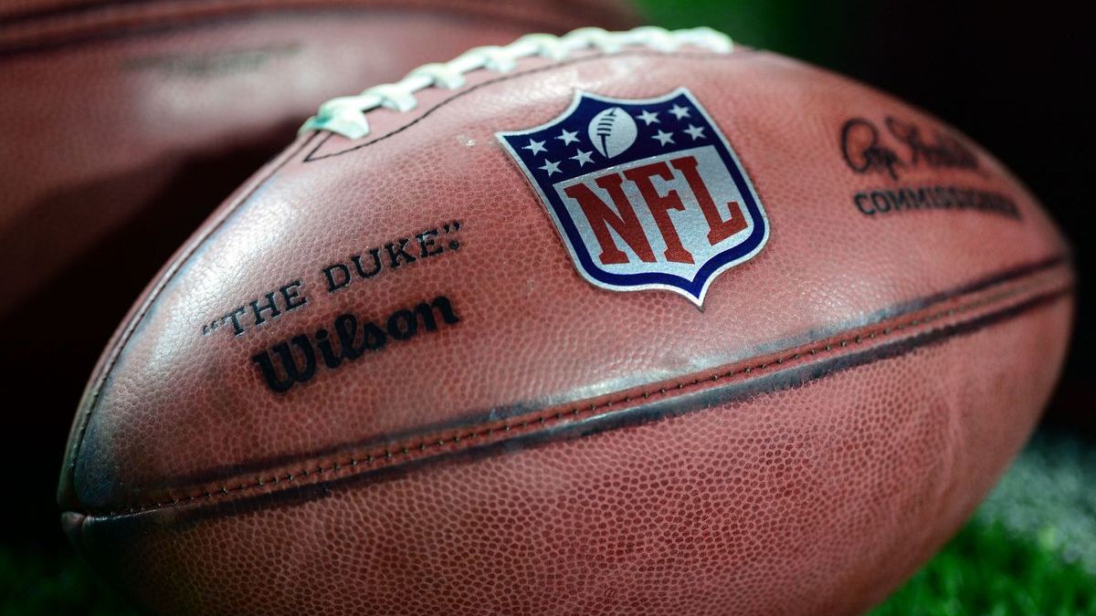 NFL Alters COVID-19 Protocols; Cuts Standard Isolation Time For Players