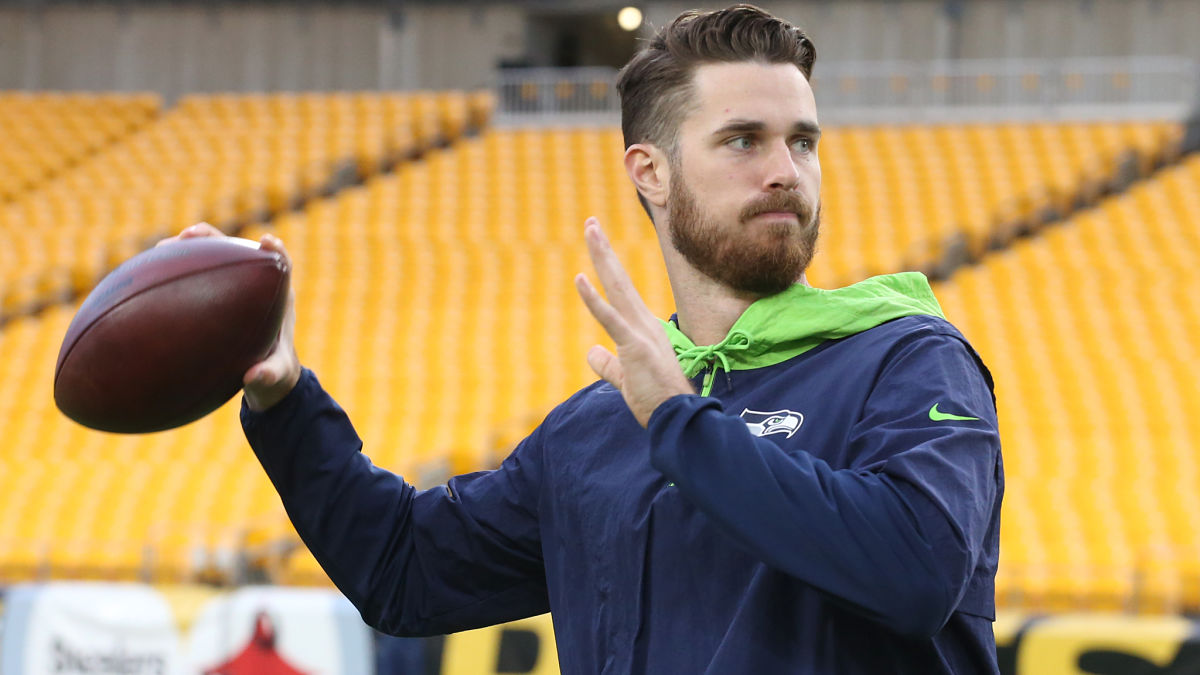 Former Patriots Backup Quarterback Signed To Packers Practice Squad