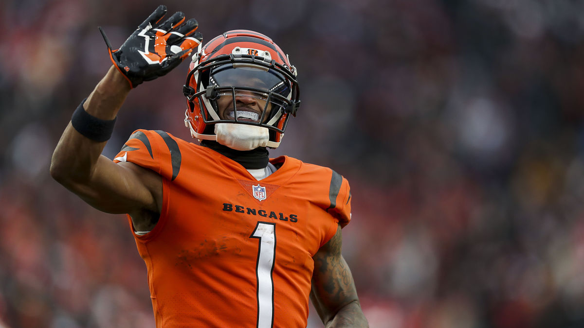 Bengals' Ja’Marr Chase Passes Mac Jones As Offensive ROY Favorite