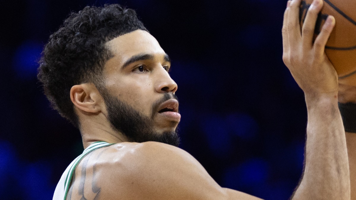 Jayson Tatum Gets NBA All-Star Ring From Son Before Celtics-Pistons