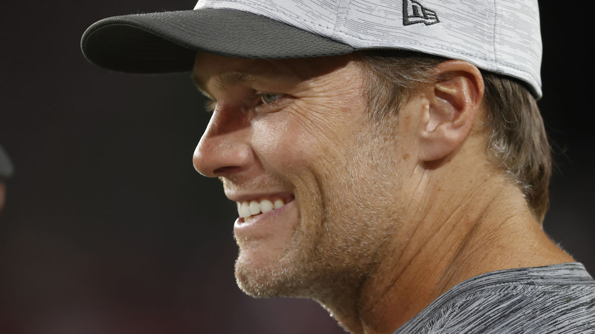 Glenn Gronkowski Posts Own Photo on Twitter to Mock Brother Rob's Photo ...