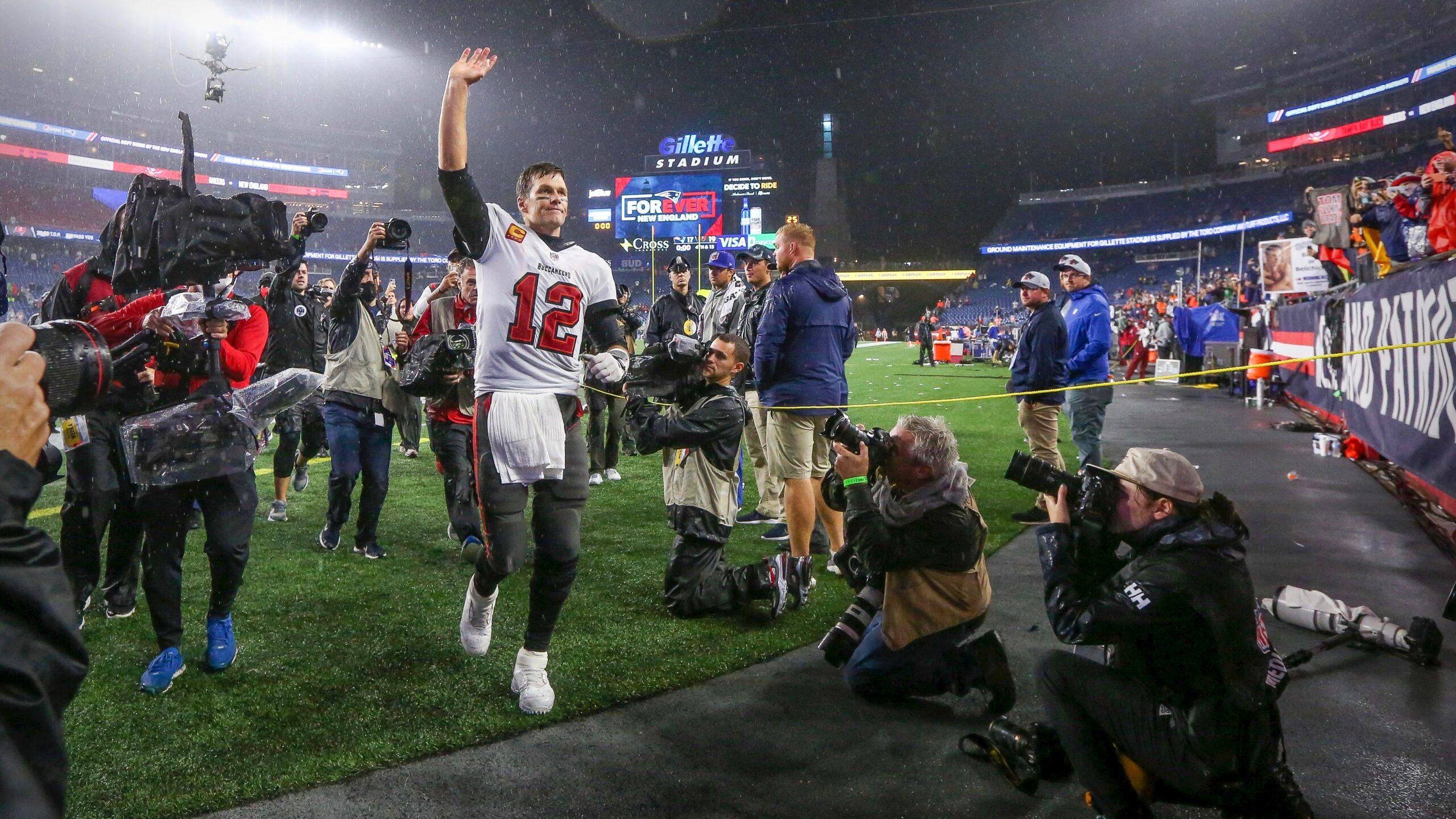 Tom Brady Officially Announces Retirement