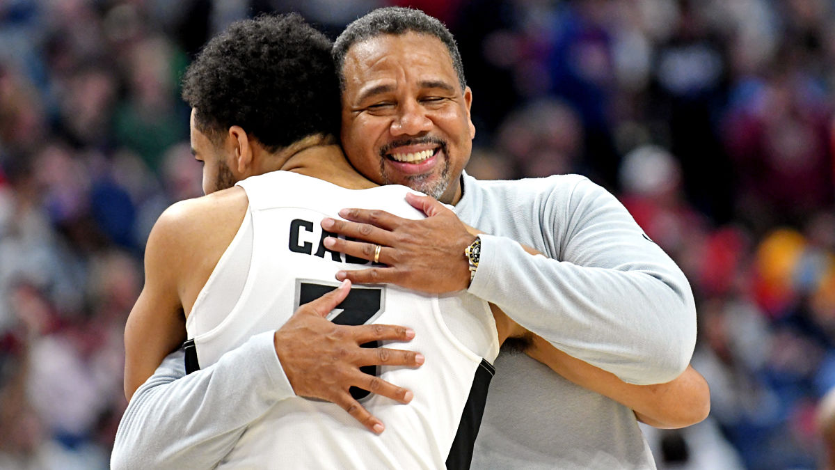 NCAA Rumors: Ed Cooley Signs Extension With Providence