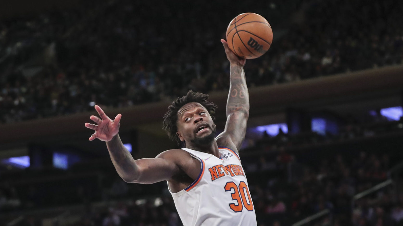 Watch Jayson Tatum, LeBron James Embrace After Cavs Top Celtics In Game ...