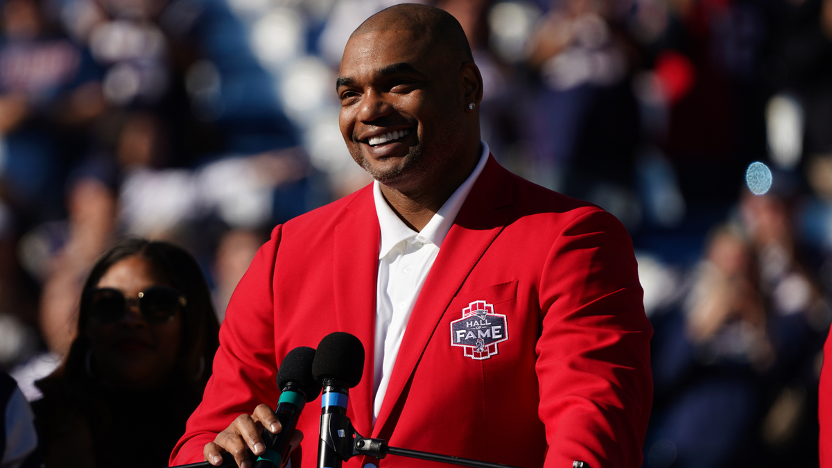 Racy Bibi Jones-Rob Gronkowski Photo Revealed 11 Months Later (Photo ...