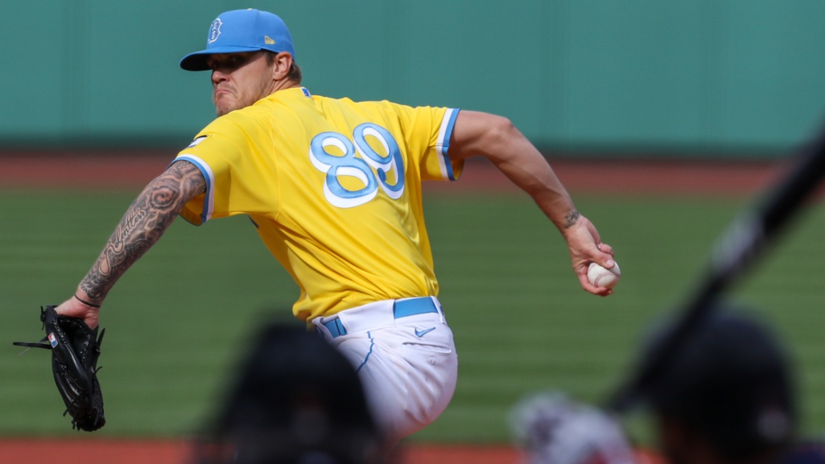 Red Sox's Mookie Betts Leads MLB In Absurd Amount Of Stat Categories ...