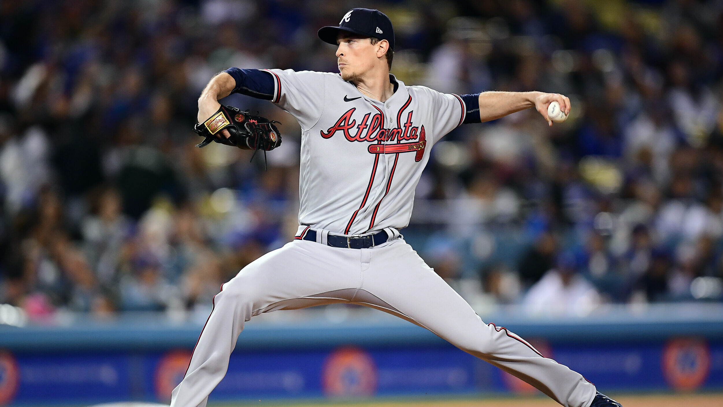 MLB Mascots Poke Fun At Mr. Met On Twitter After Middle Finger Incident ...