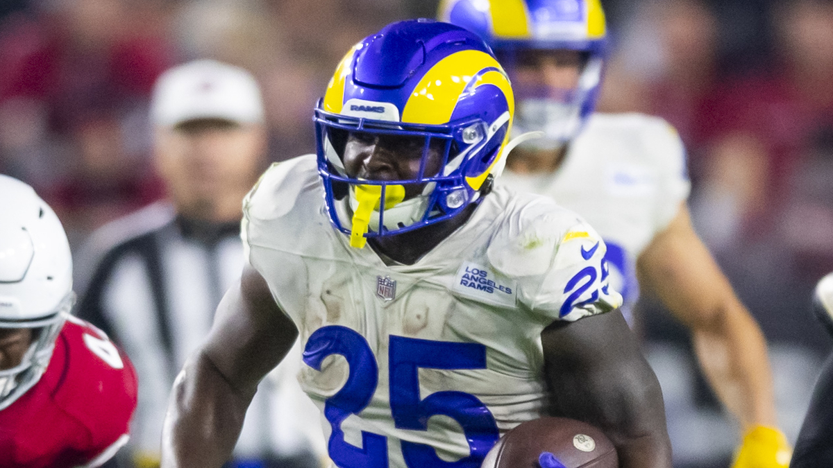 Former Patriots Running Back Sony Michel Returns To AFC East