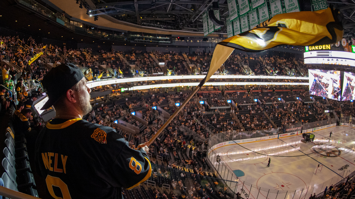 Bruins Thank Fans For 'Passion, Support' Through 2021-22 NHL Season