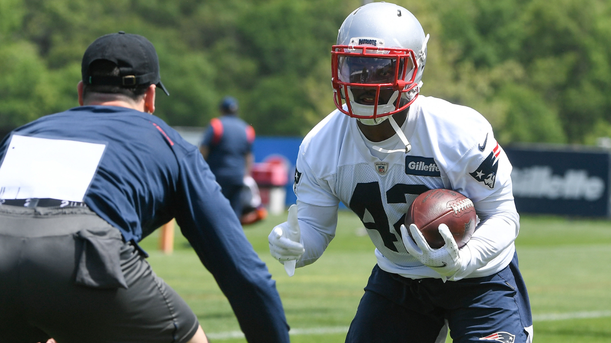 Rob Gronkowski Starts Dance Party After Patriots' AFC Championship Win ...
