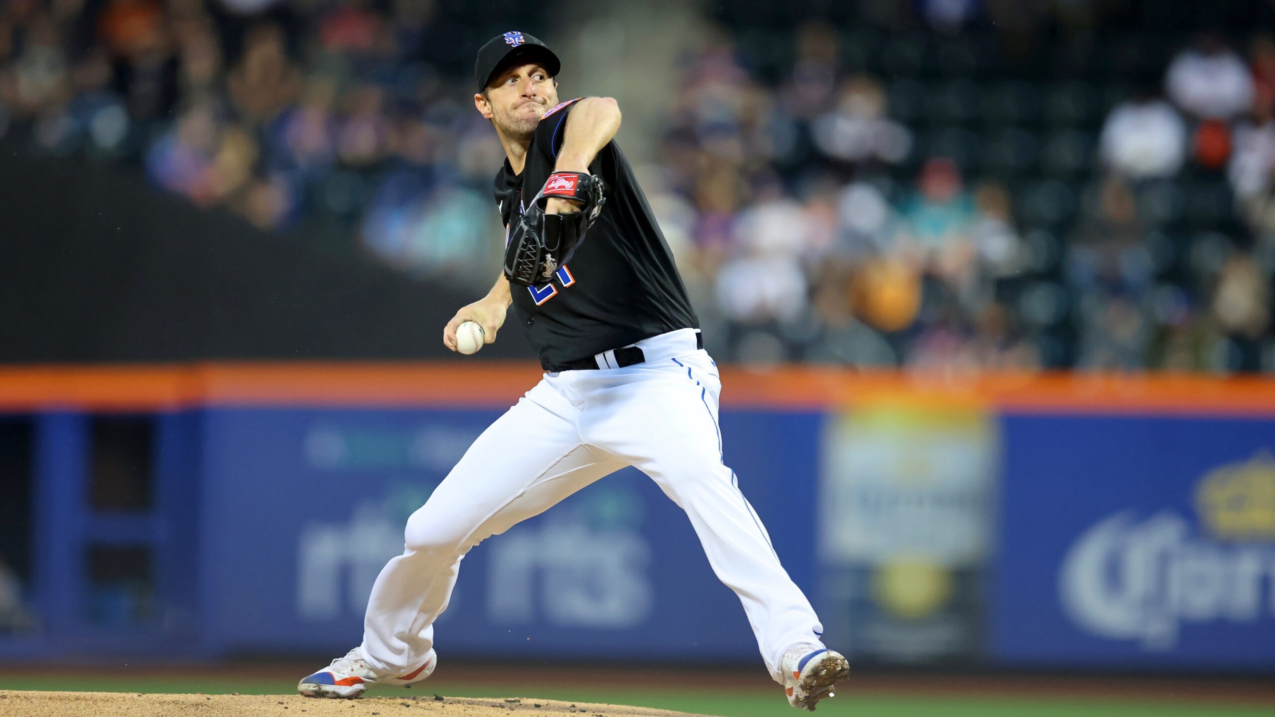 Mike Piazza Makes Stage Debut Playing Gangster With Miami City Ballet ...