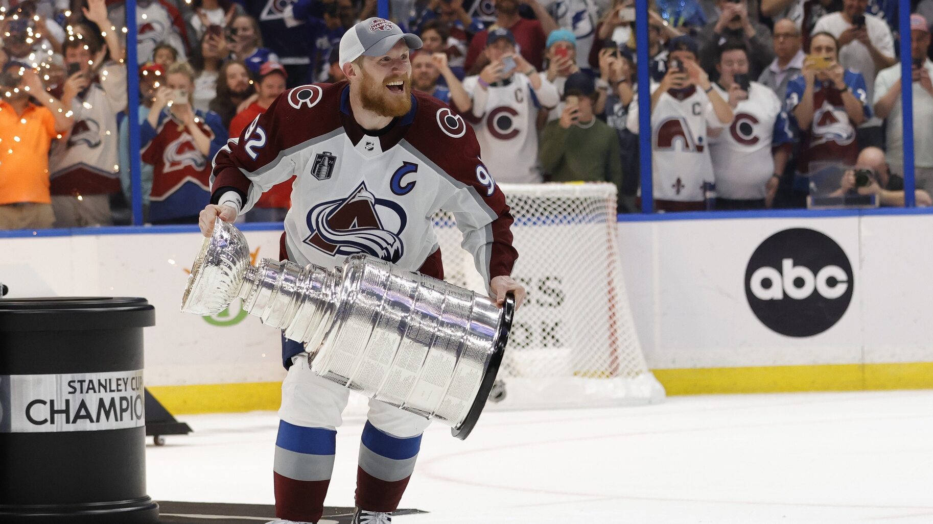 Bettor Completes Trifecta of League Winners with Avalanche