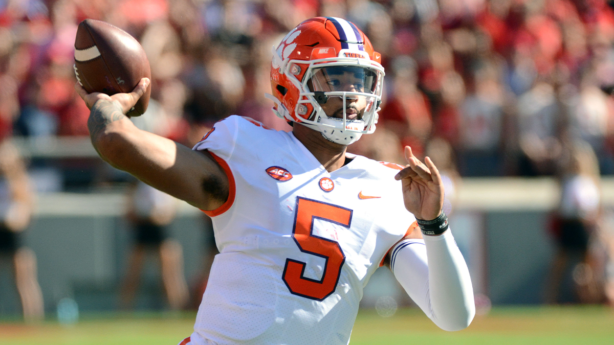 College Football Odds: Clemson's D.J. Uiagalelei Primed For Stardom