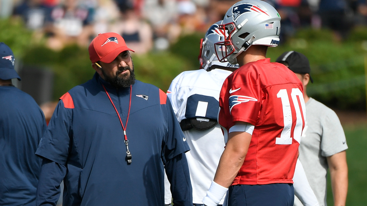How Patriots Coaches Are Approaching Ongoing Play-Caller 'Process'