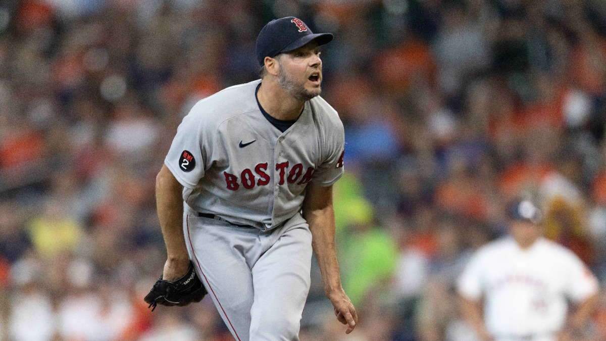 Brandon Workman Becoming Key Cog in Red Sox' Bullpen Despite Suffering ...