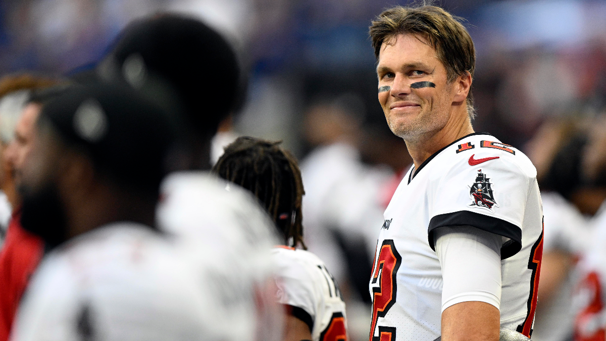 Robert Mathis', Justin Tuck's Unconventional Face Masks Now Prohibited ...