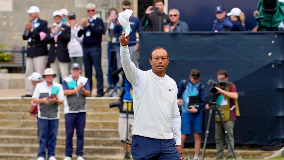 Tiger Woods Is 'Back,' Lands on Sports Illustrated Cover (Photo) - NESN.com